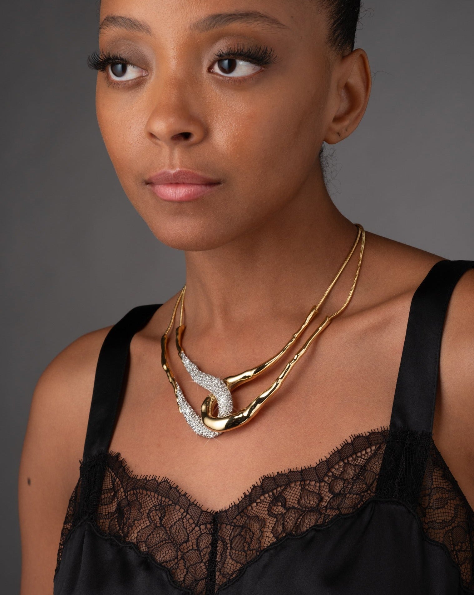 Solanales Gold Crystal Interlock Necklace | Alexis Bittar