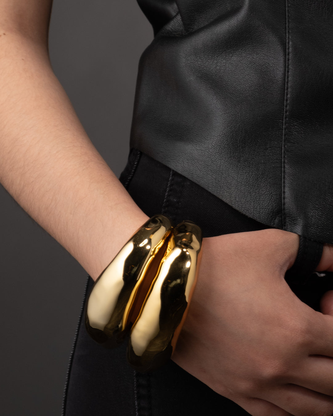 Large Molten Hinged Cuff Bracelet | ALEXIS BITTAR