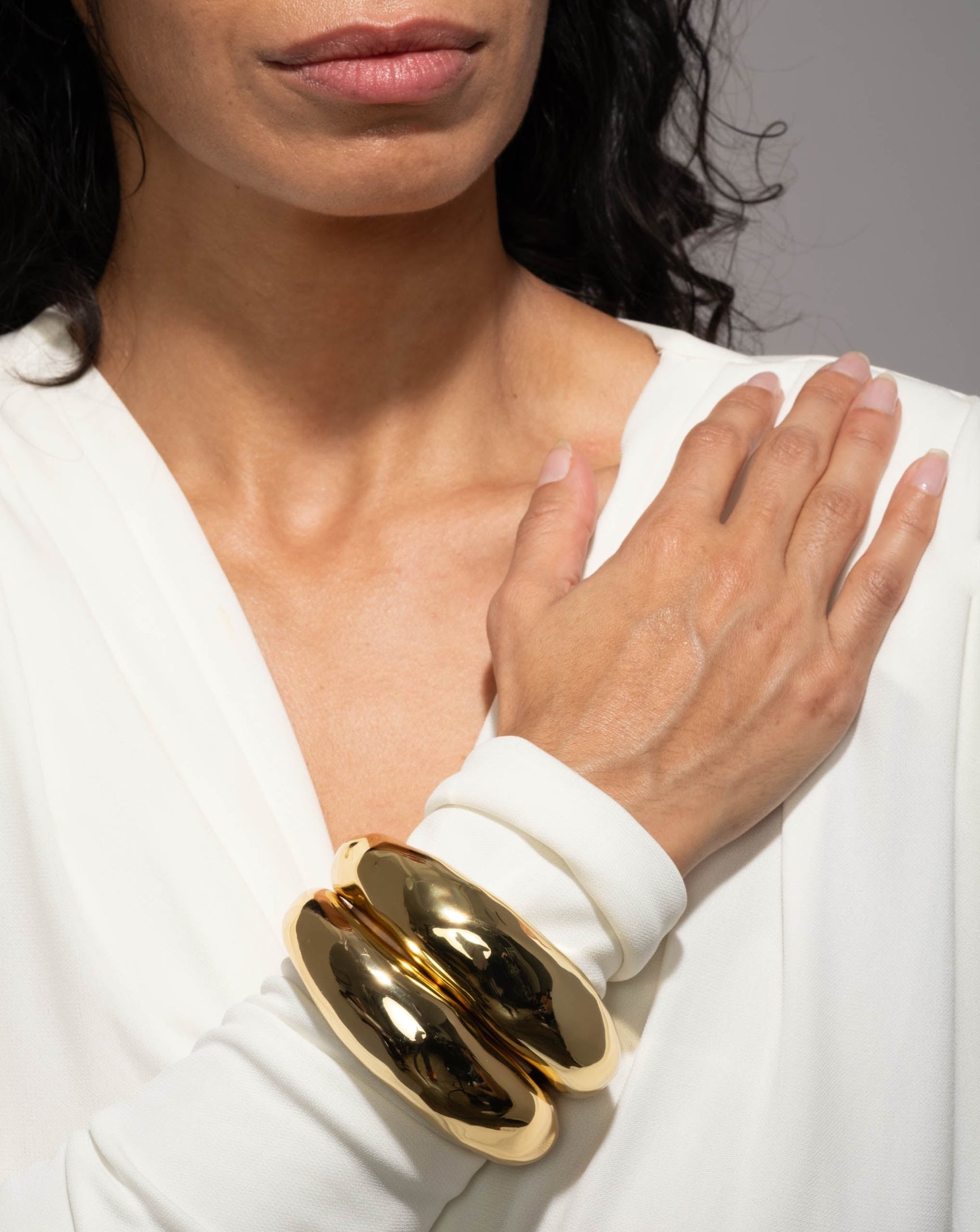 Large Molten Hinged Cuff Bracelet | ALEXIS BITTAR