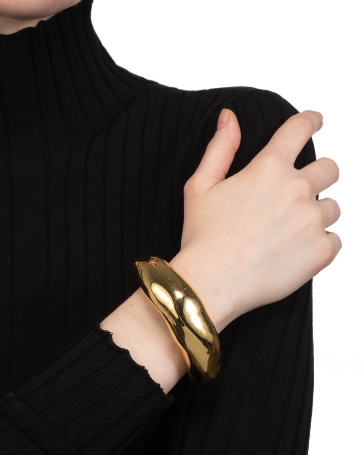 Large Molten Hinged Cuff Bracelet | ALEXIS BITTAR