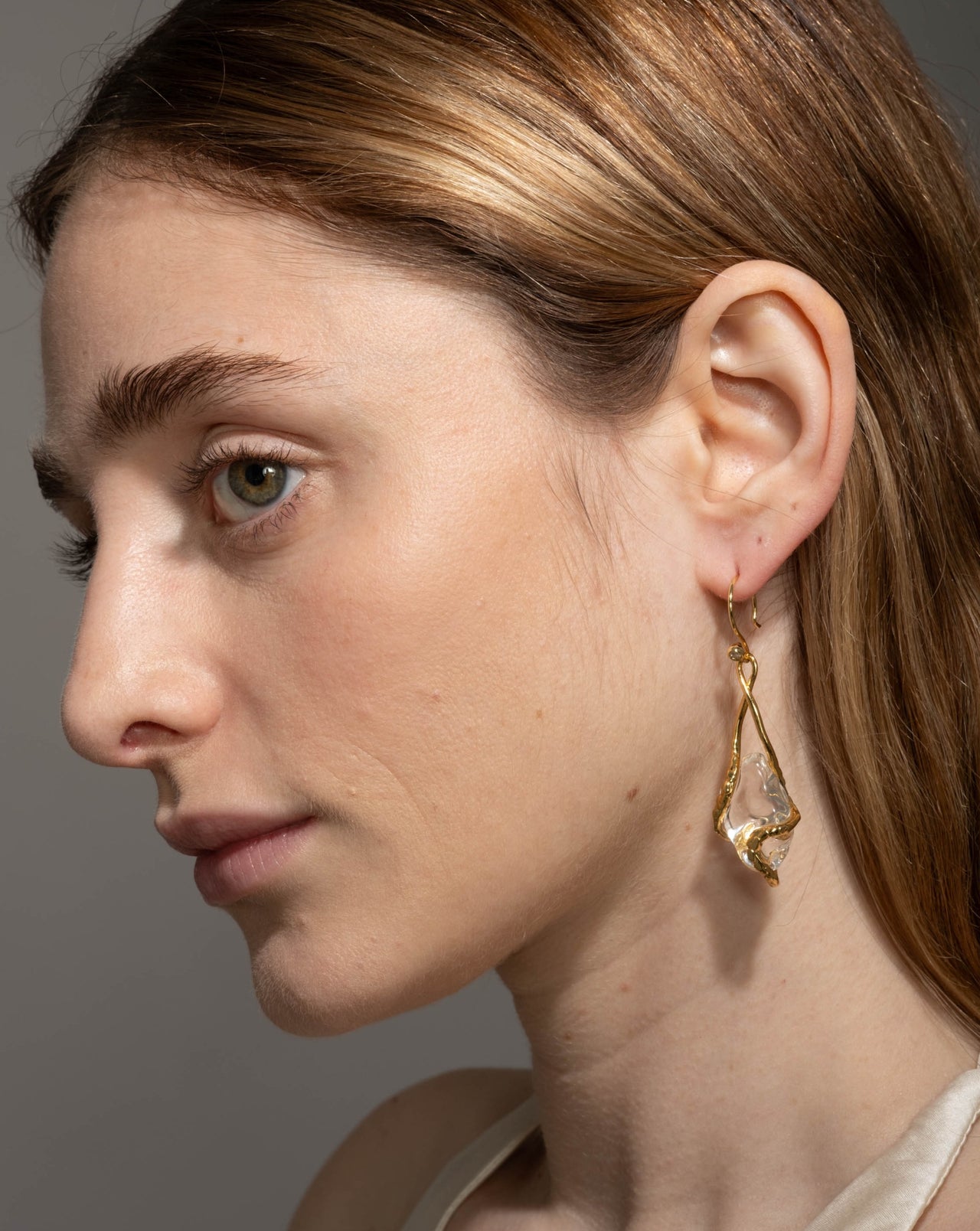 Lucite Jewelry + Lucite Earrings Collection | ALEXIS BITTAR