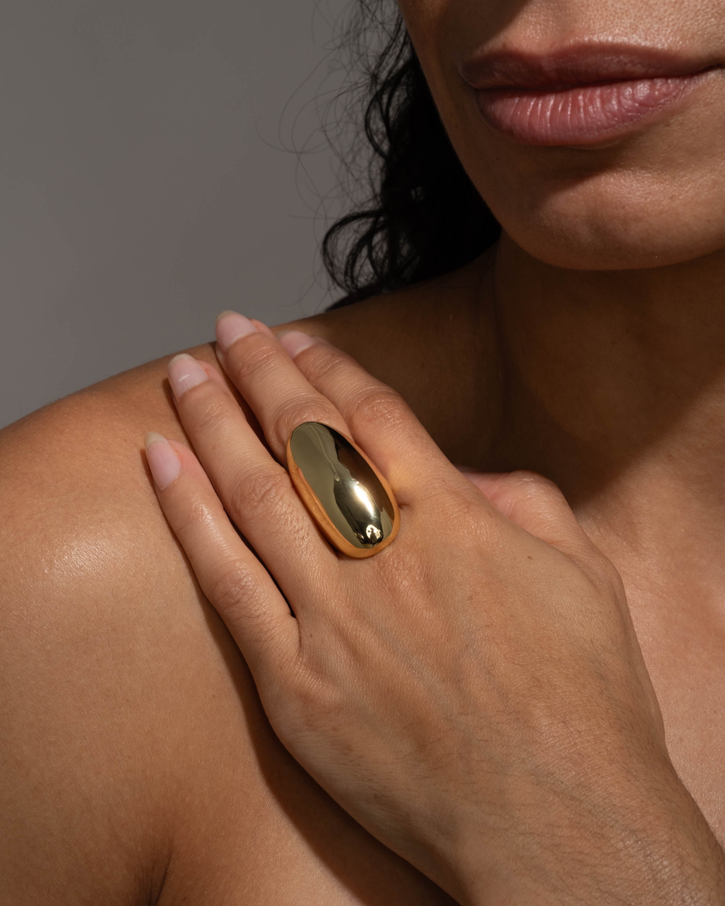 Molten Gold Knuckle Ring | Alexis Bittar