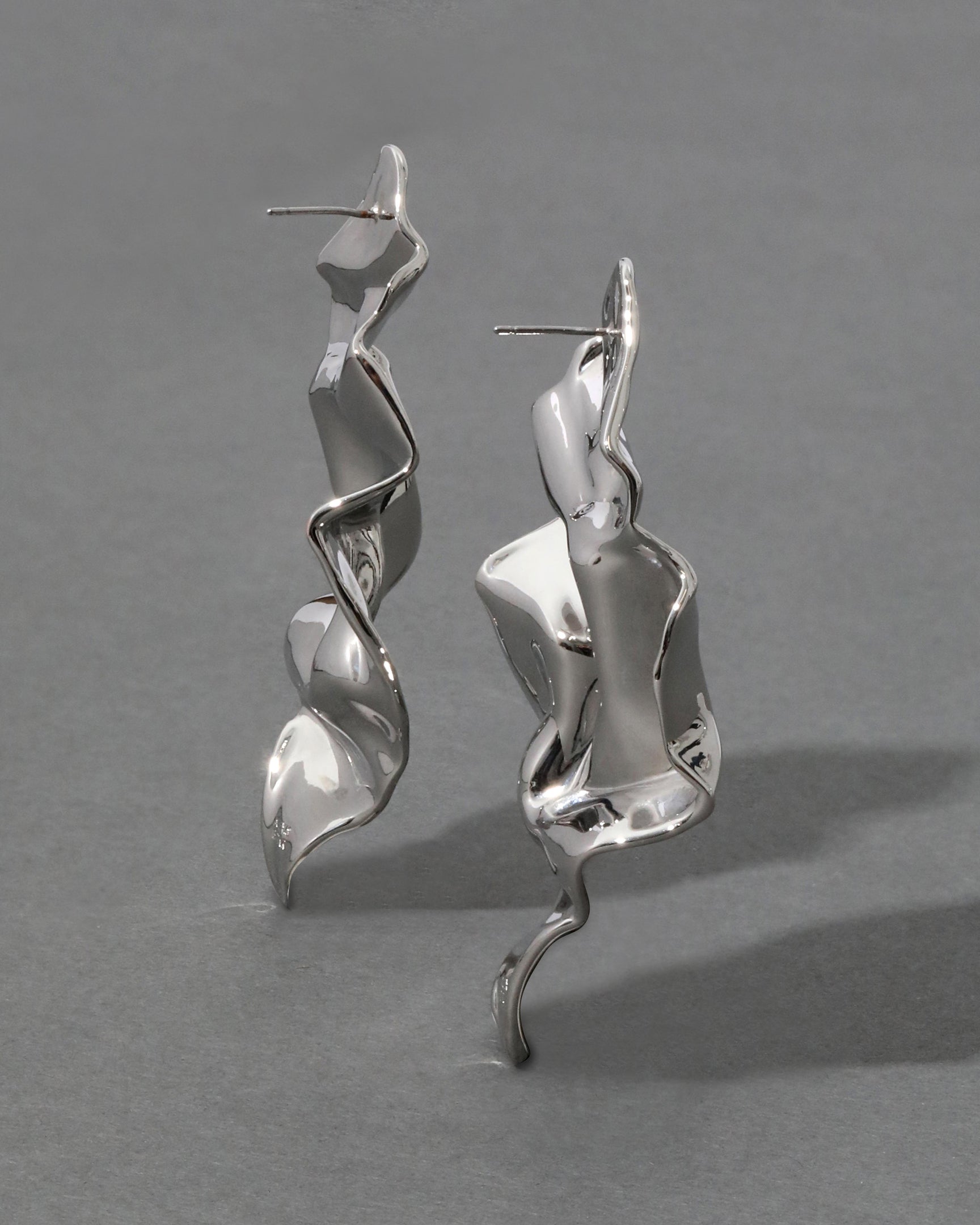 Rhodium Crumpled Large Post Earring | ALEXIS BITTAR
